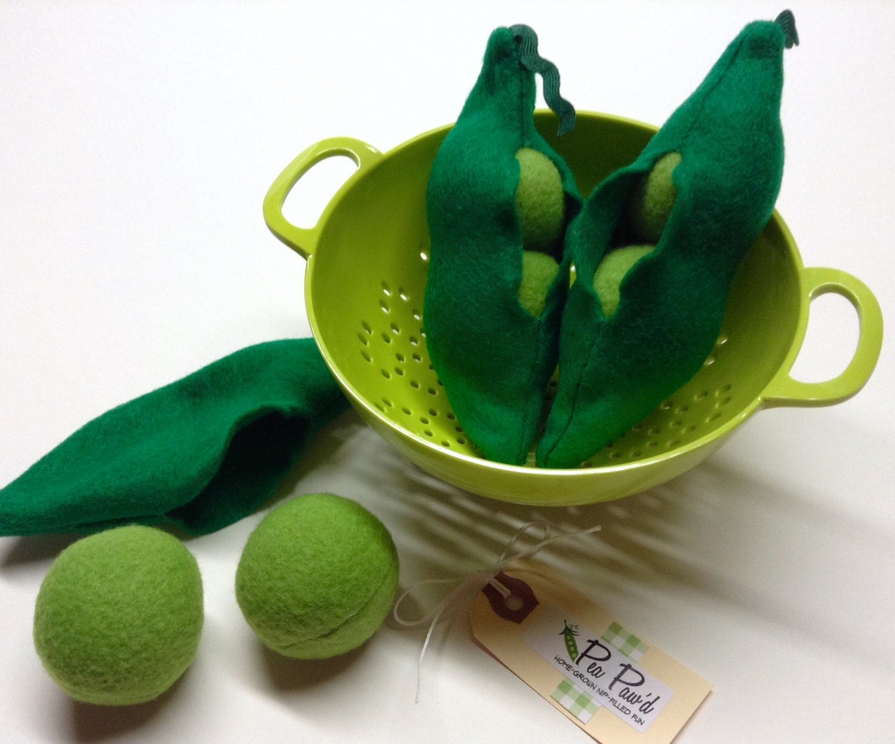 Pea Paw'd Cat Nip Pea Pod Toy | Etsy