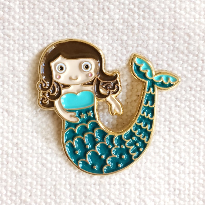 Mermaid Enamel Pin – Gold Metal Ocean Lover Lapel Pin for Backpack, Bag ...