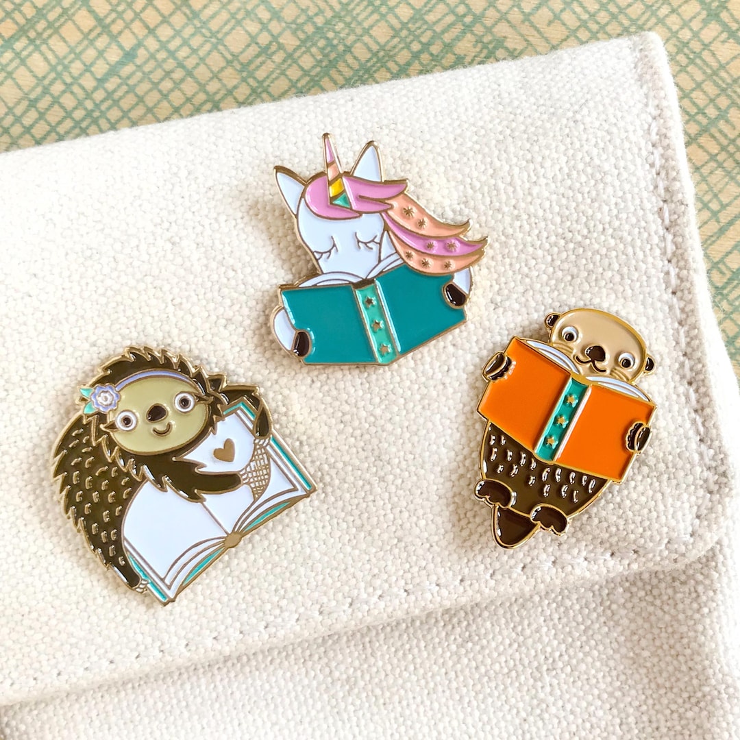 Book Lover Enamel Pin Gift Set – 3 Reading Animal Lapel Pins – Unicorn ...