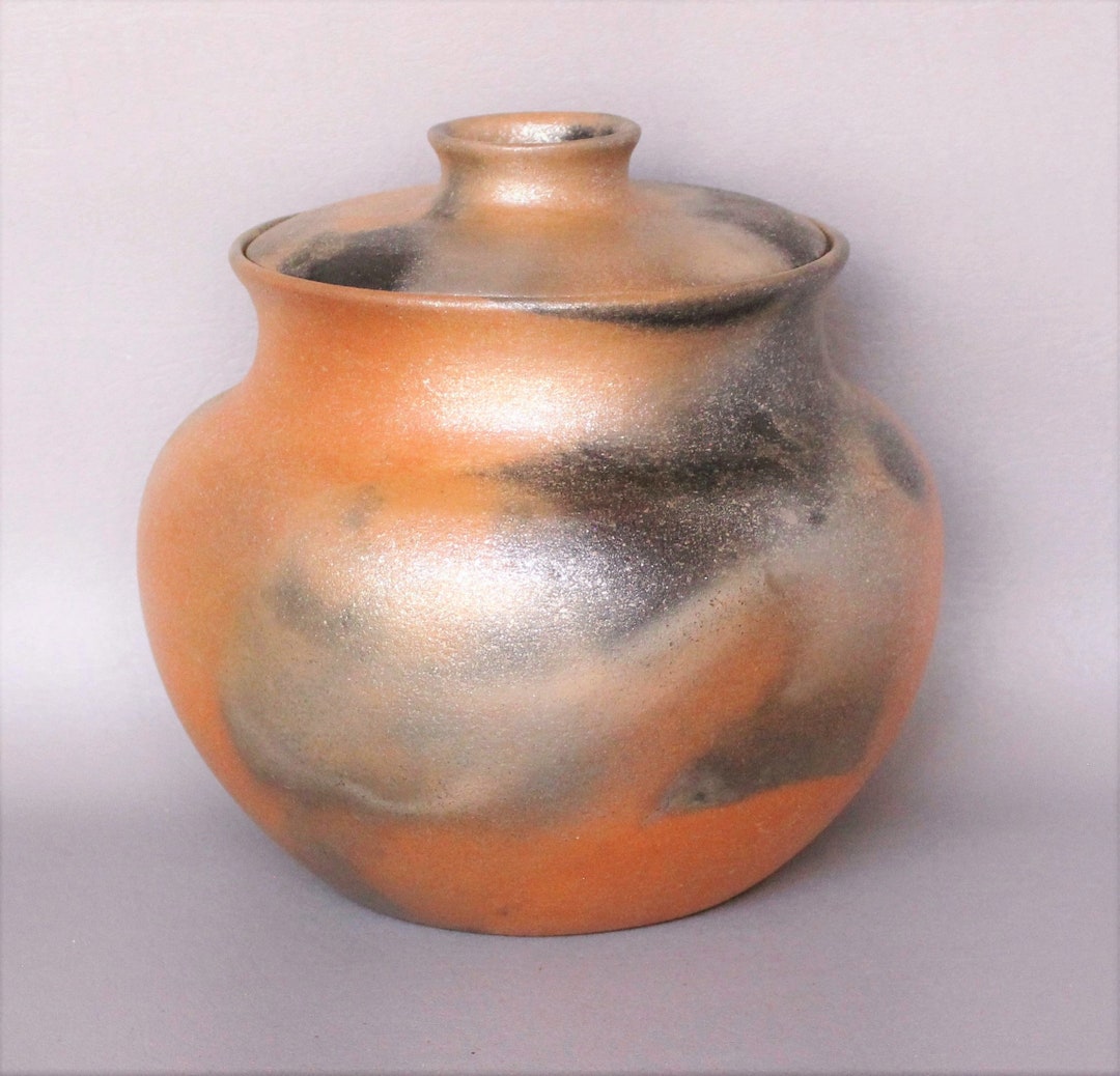Micaceous Bean Pot, 3.75 Quarts - Etsy