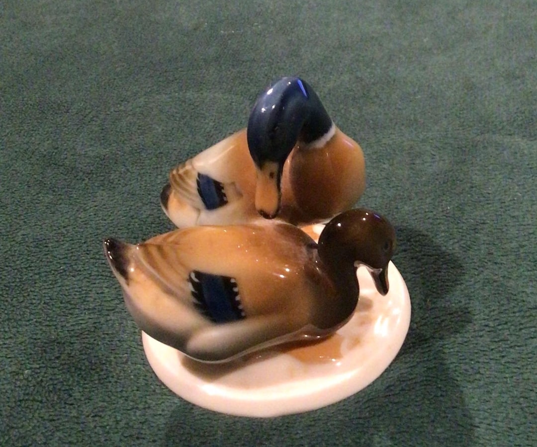 Vintage Hutschenreuther Tutler Mallard Duck Group Lovebirds. Stands 3 ...