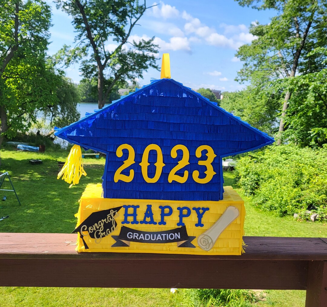 Graduation Celebration Piñata! - Etsy