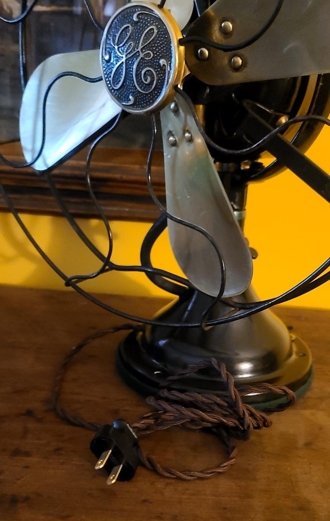 General Electric Brass Blade Oscillating Fan Cat. 75423 - Etsy