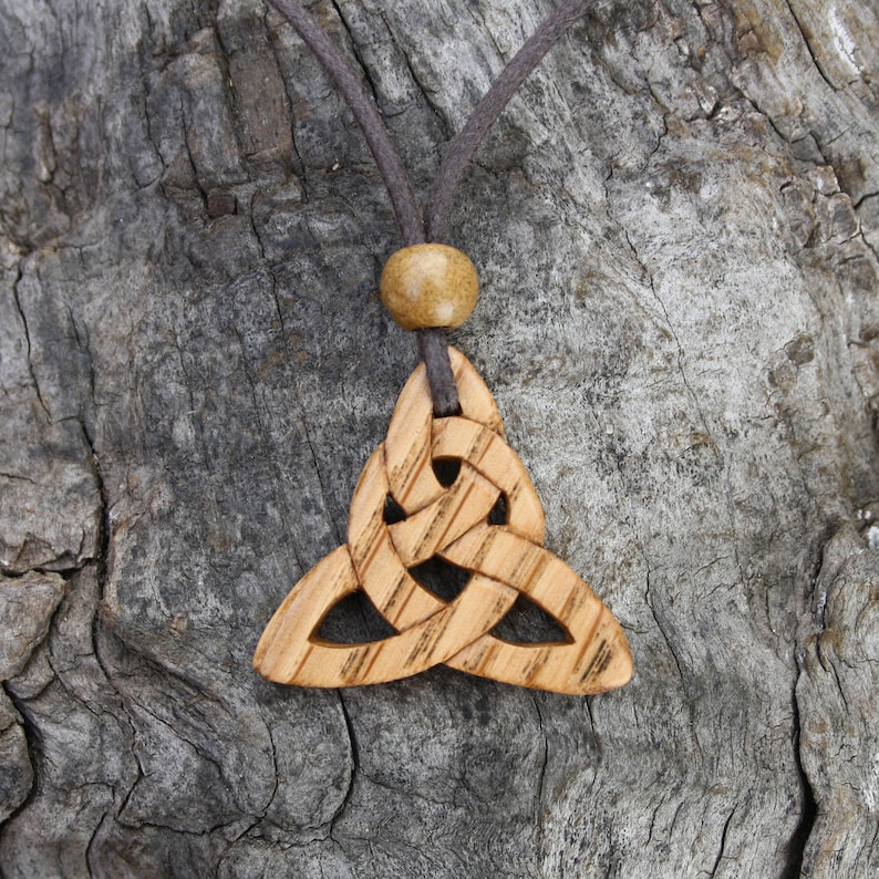 Large Irish Oak Infinity Celtic Knot Necklace Handcarved - Etsy