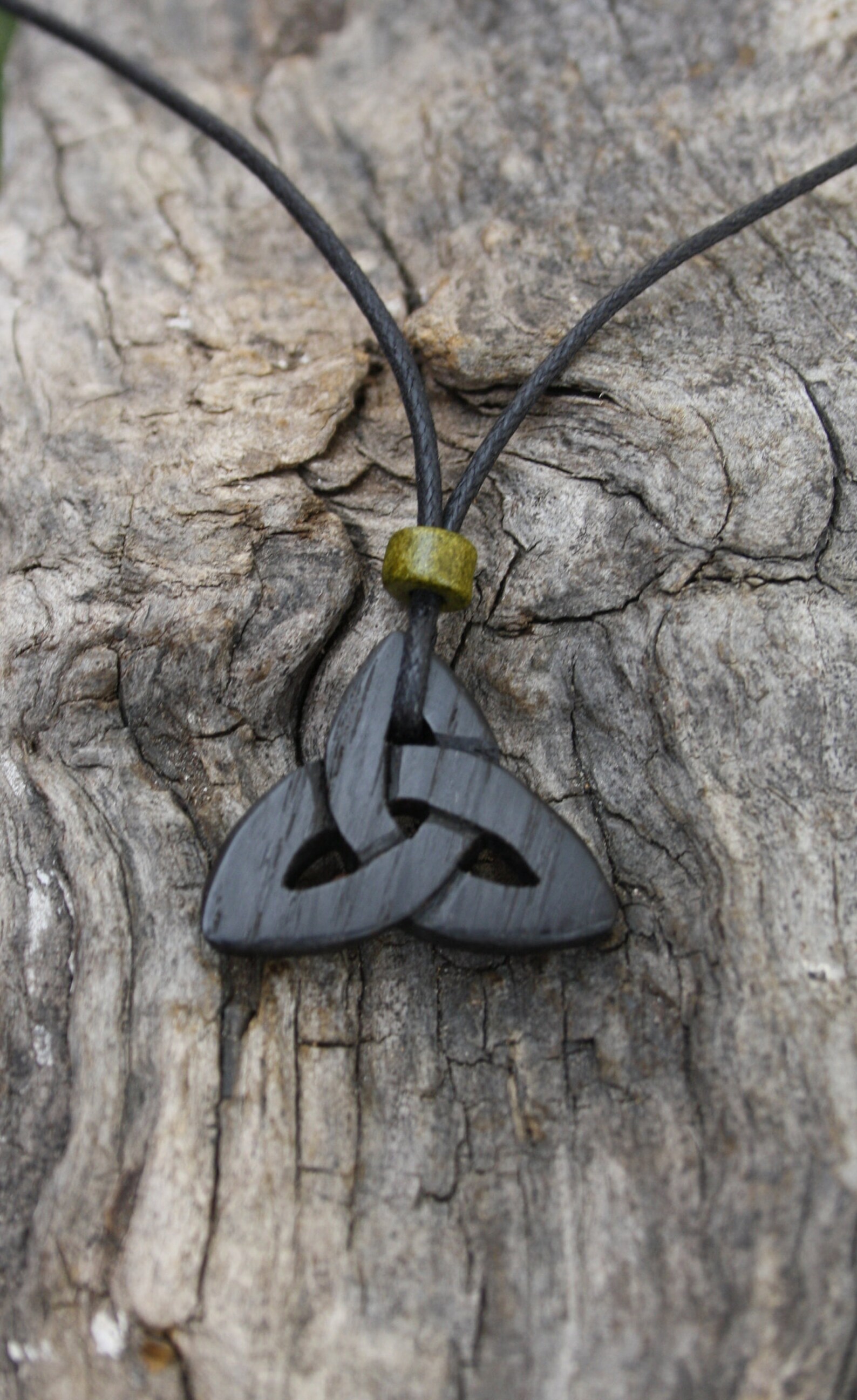 Irish Bog Oak Celtic Knot Necklace 5000 Year Old Irish Bog - Etsy