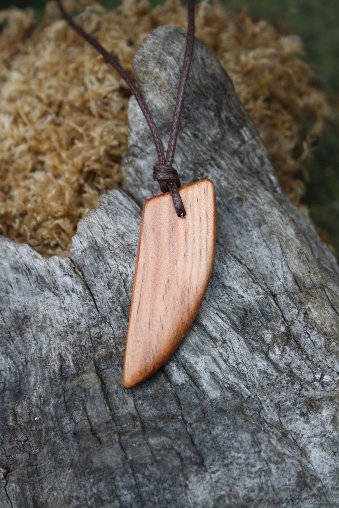6000 Year Old Irish Bog Scots Pine Necklace, Hand Carved Bog Red-deal ...