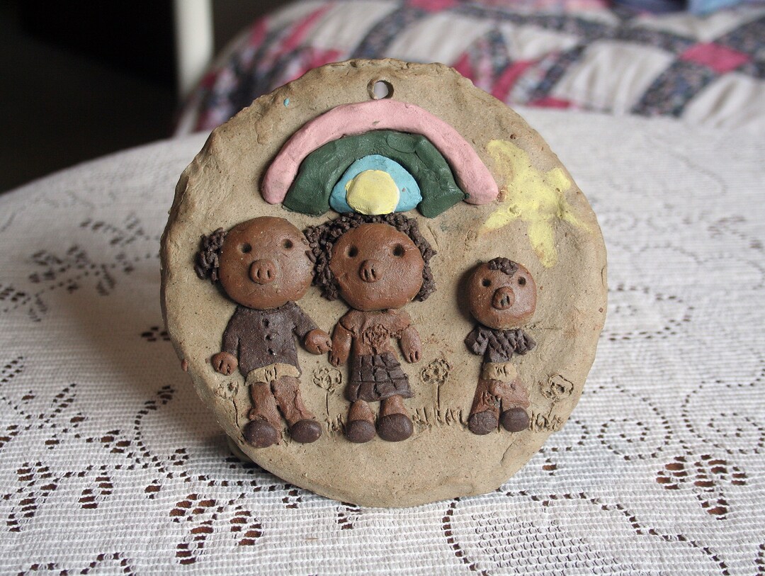 Rainbow People, Ceramic Family, Folk Art, Primitive People, Bohemian ...