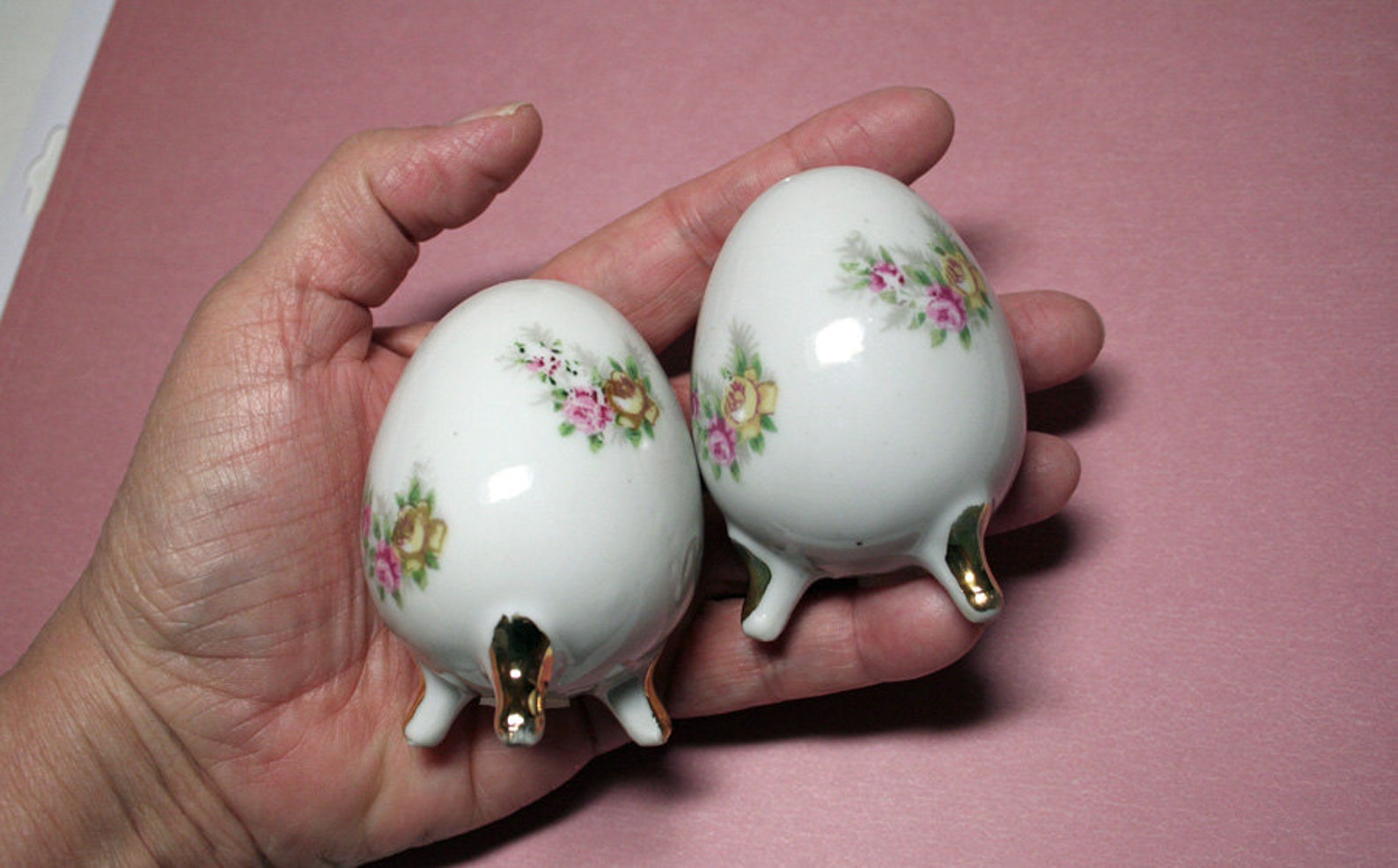 Enesco Salt and Pepper Vintage Shakers Egg Shaped Three - Etsy