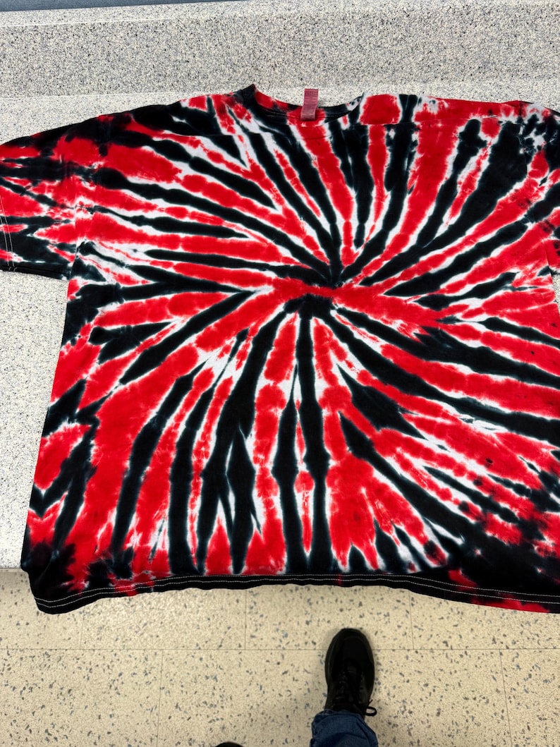 Red and Black Tie Dye Tshirt - Etsy