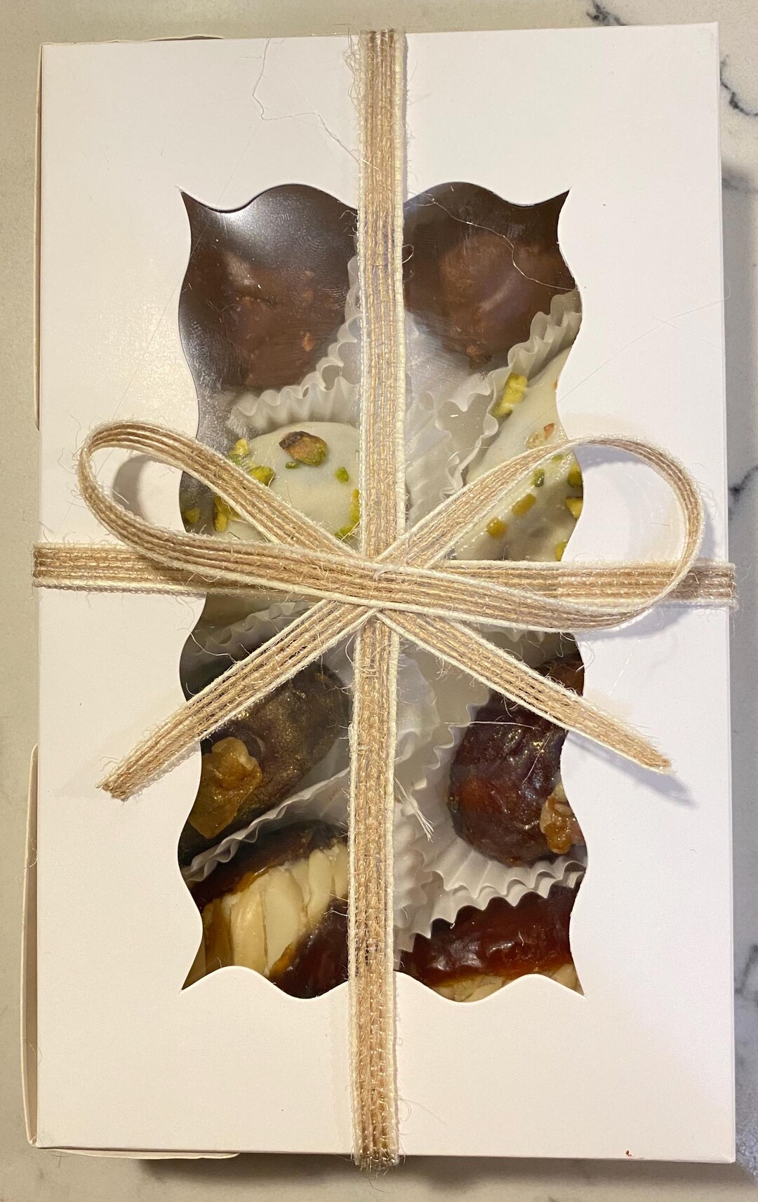 Medjool Stuffed Dates Gift Box - Etsy