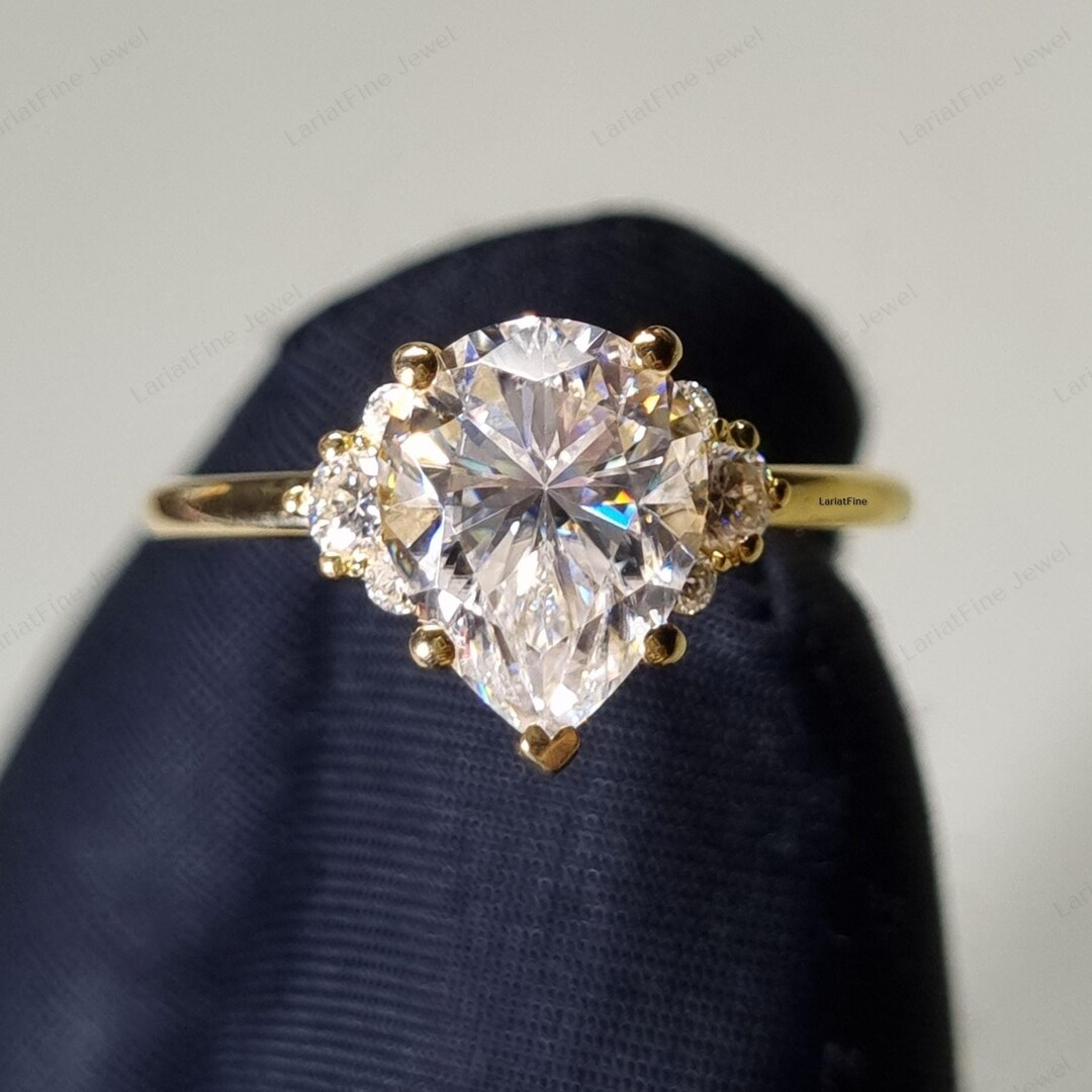 Seven Stone Proposal Ring, Pear Cut Moissanite Wedding Ring, Bubble and ...