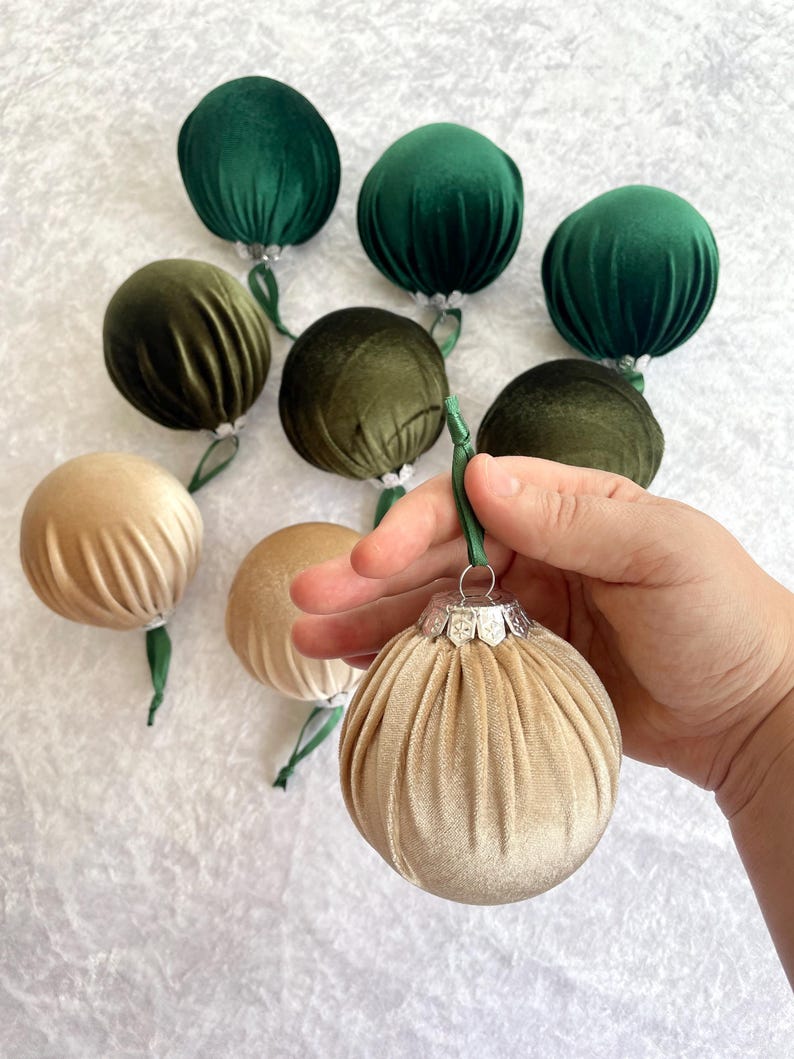 Velvet Christmas Tree Ornaments Balls Decorations Velour Baubles in ...