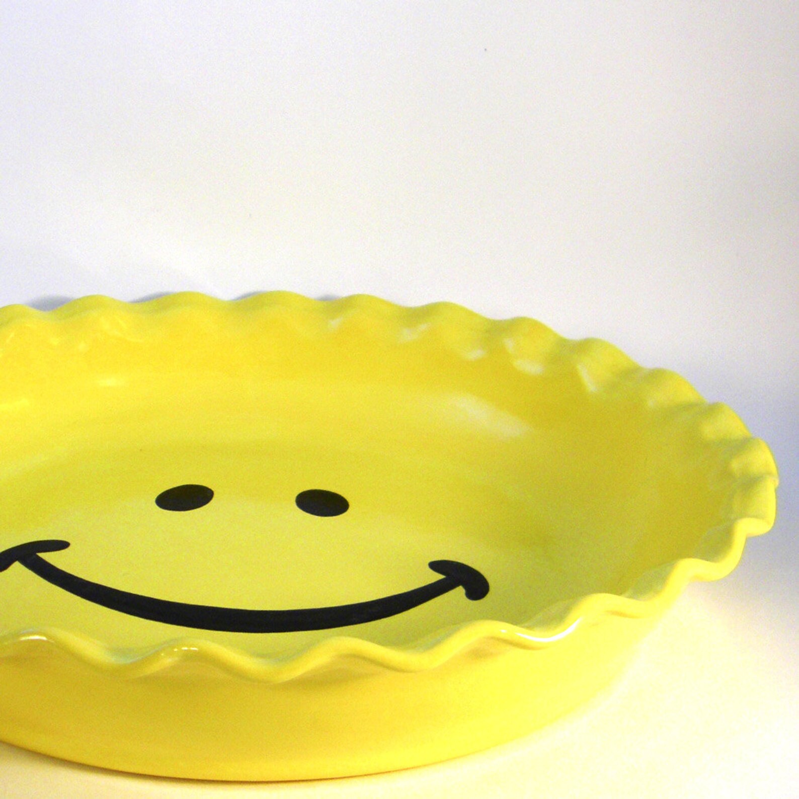 Smiley Face Pie Plate Happy Face Pie Plate Ceramic Pie Dish - Etsy UK