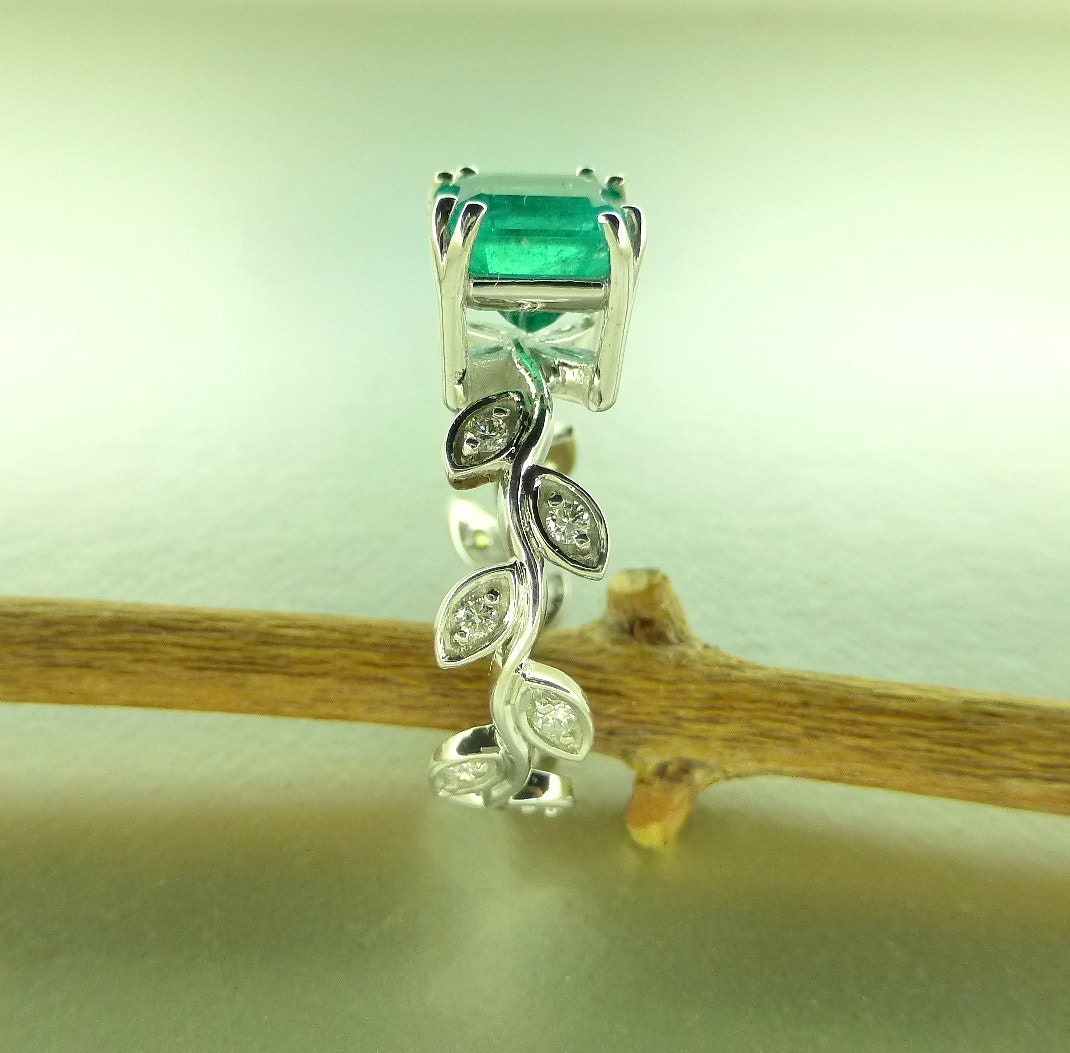 Emerald Leaf Ring. Emerald Engagement Ring. Emerald Cut - Etsy