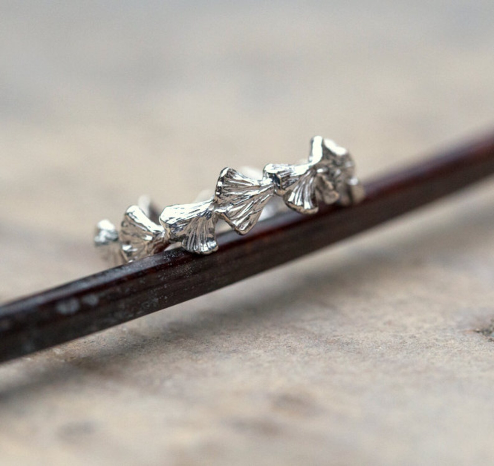 Leaf Wedding Band. Gold Wedding Ring. Gingko Leaf Band. - Etsy