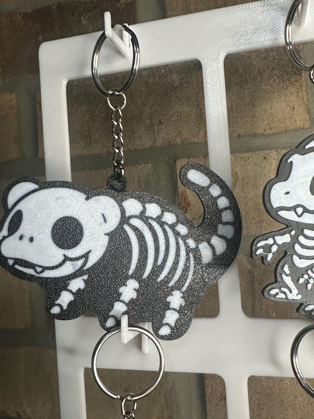 3D Printed Flat Pokémon Slowpoke Skeleton Keychain Custom Colors ...