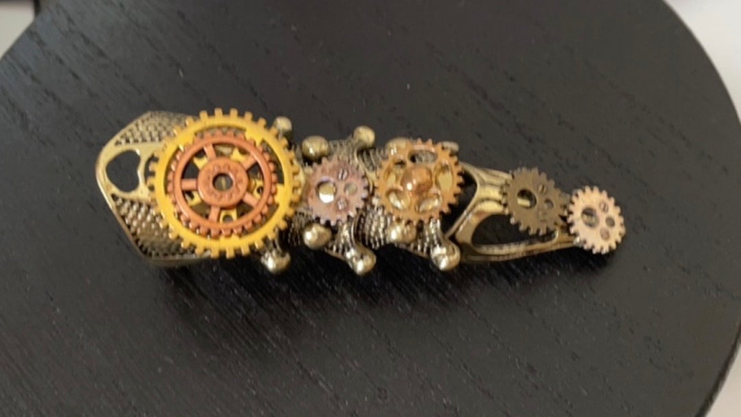 The Most Unusual Ring I Have Ever Seen - Full Finger Articulated Ring ...