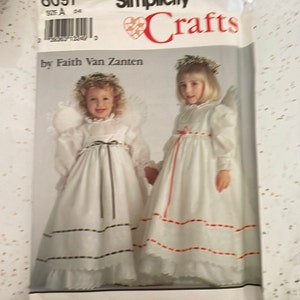 UNCUT Sewing Pattern - Simplicity 8097 Child's Dress Pinafore & Wings ...
