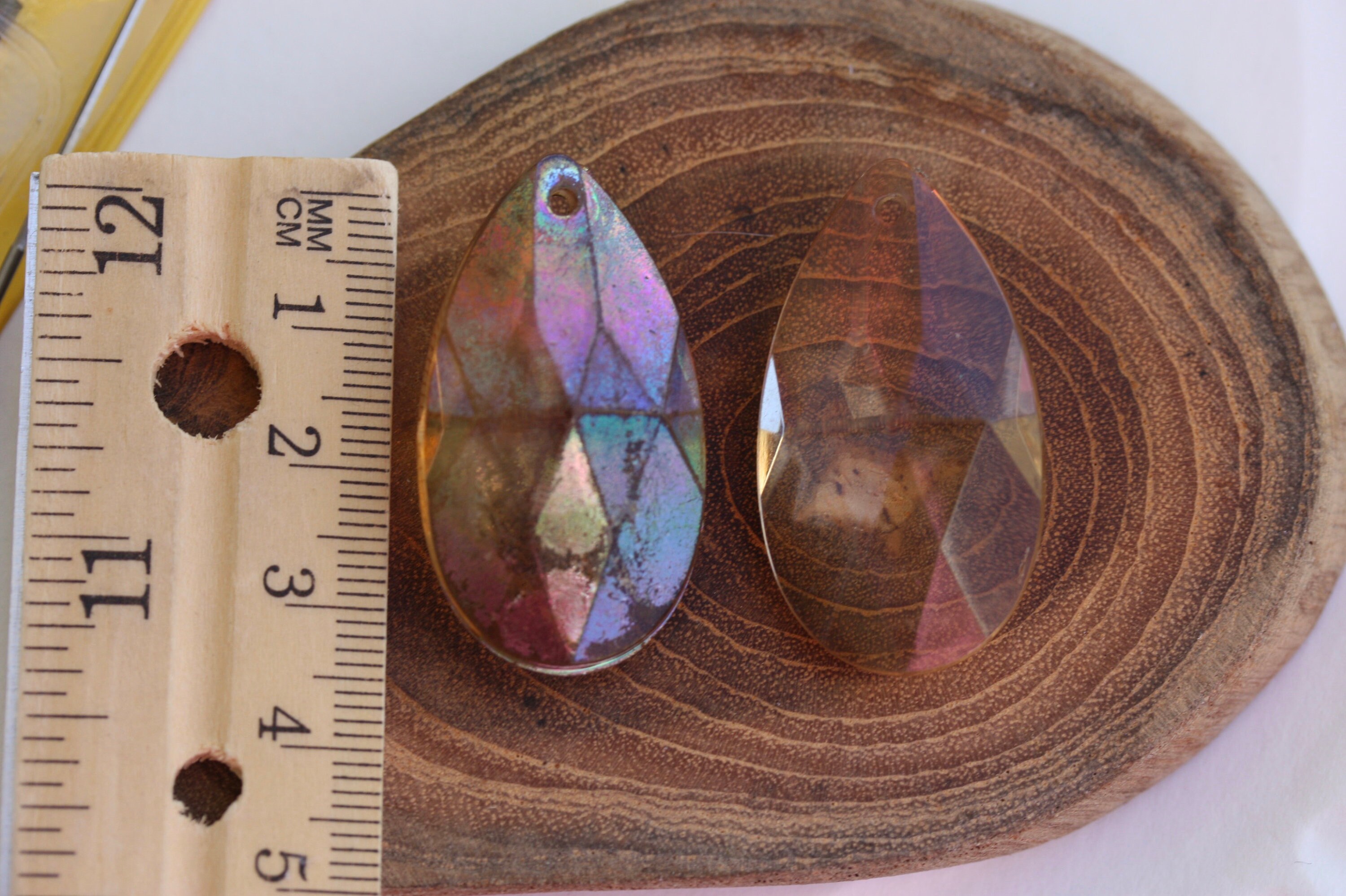 Large Light Gold Glass Golden Teardrop Crystals From a Vintage - Etsy