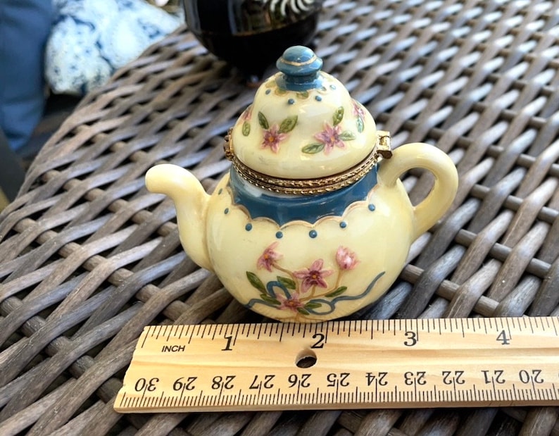 Your Choice of Miniature Collectible Vintage Teapots - Collectible, for ...