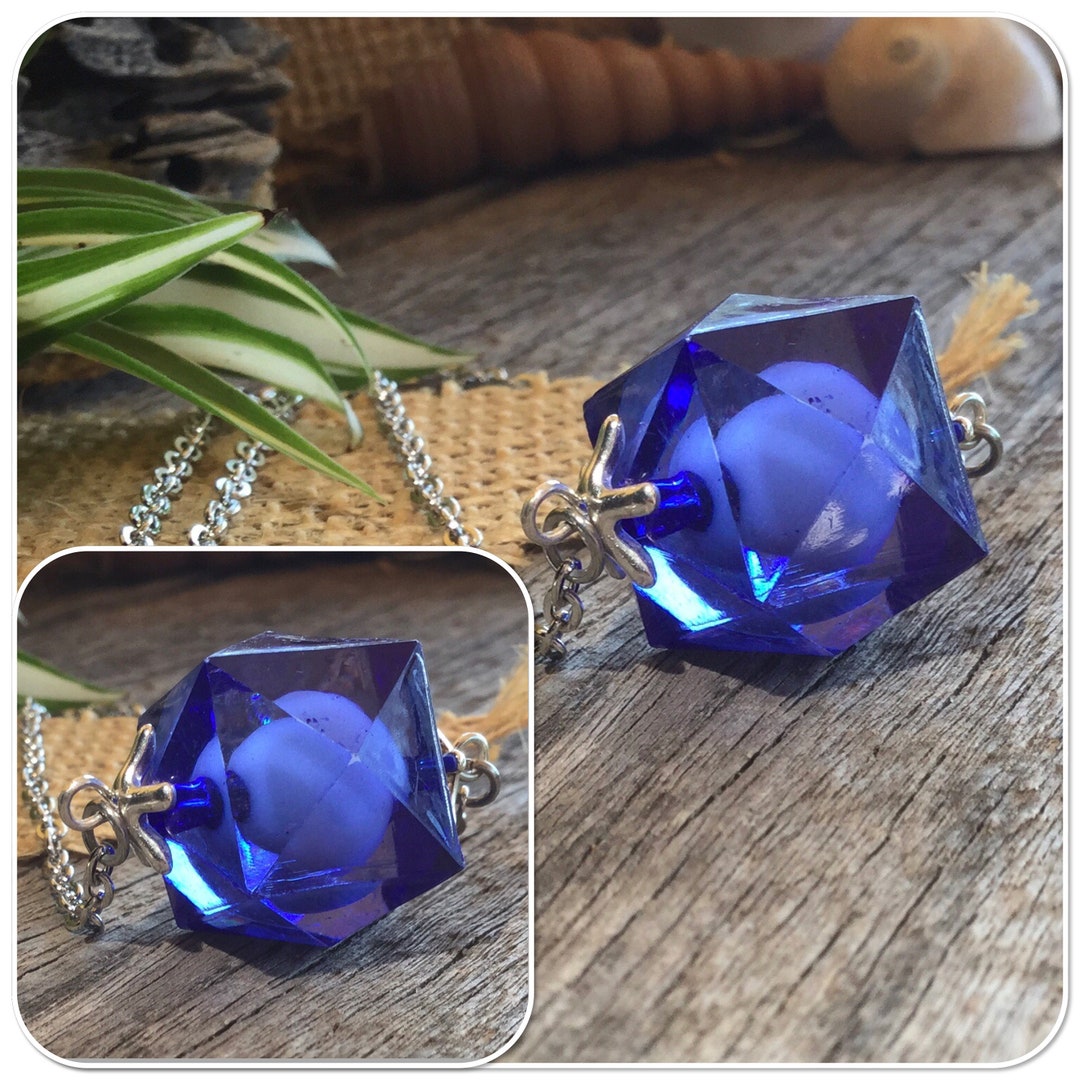 The Avengers Tesseract Marvel Inspired Blue Cube Style LOKI Necklace ...