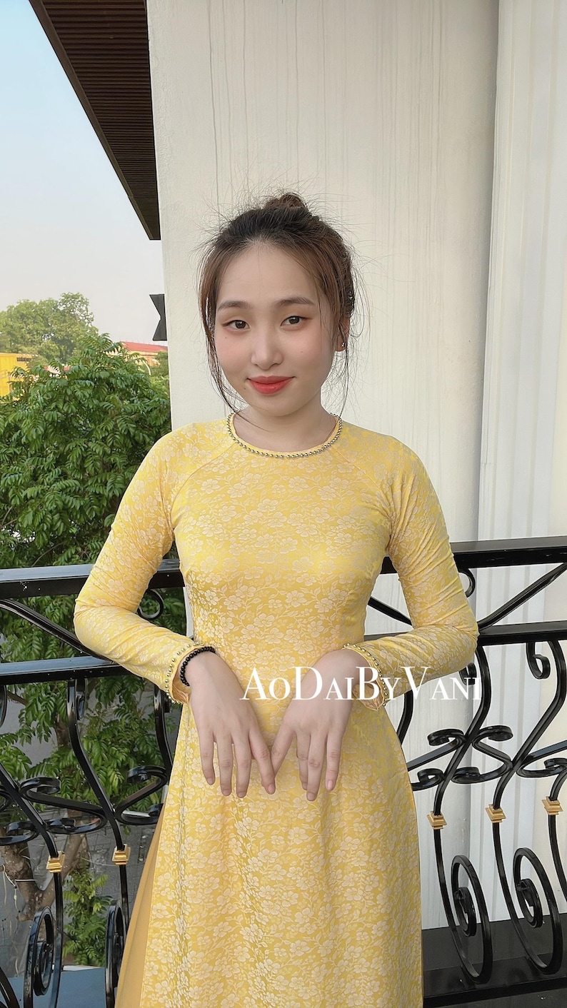 Ao Dai Lua Tuyết Mai Yellow Color/ Ao Dai Design With Crystal/ Traditional Long Dresses ...