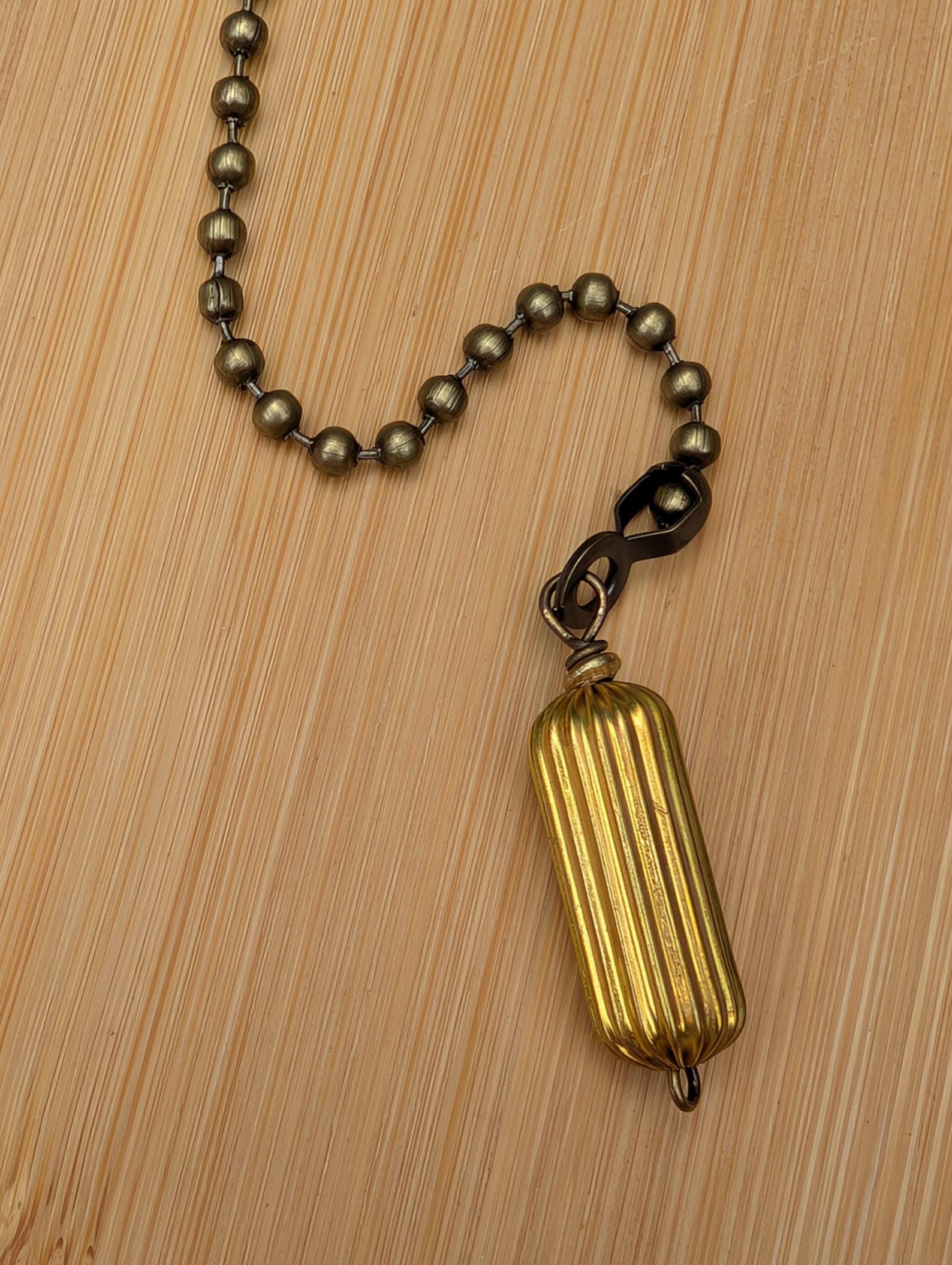 Vintage Ribbed Brass Chain Pull: Retro Fan/light Accent, Fluted ...