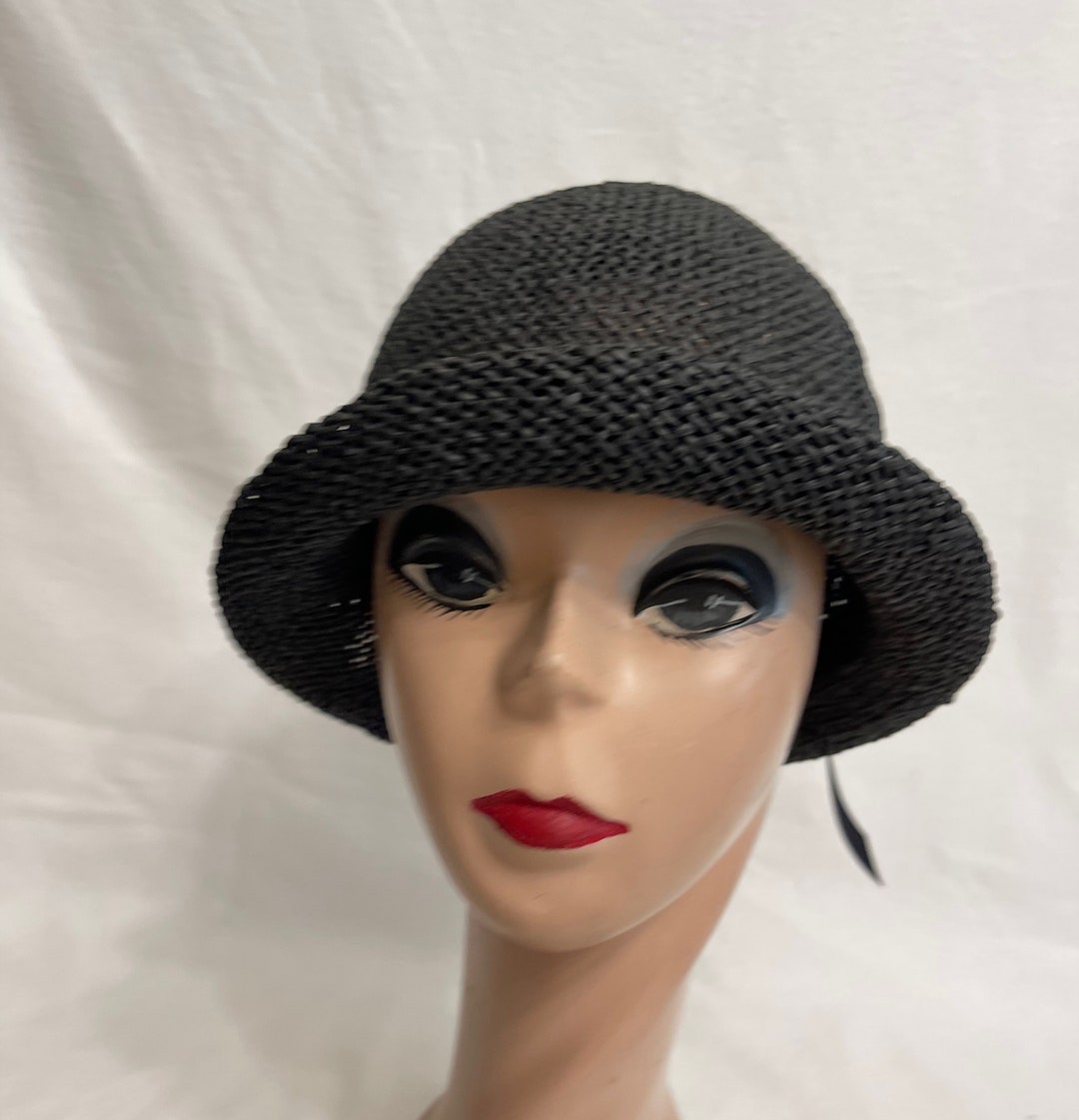 Black Toyo Adjustable Med-lg Head Size Straw Cloche Hat With Size ...