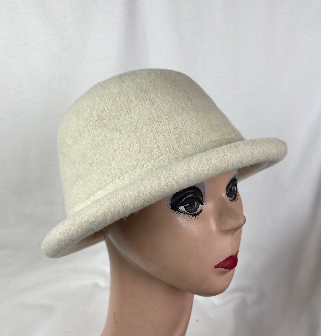 Ivory Soft Wool Felt Rolled Brim Cloche Hat / Vintage Inspired Cloche ...