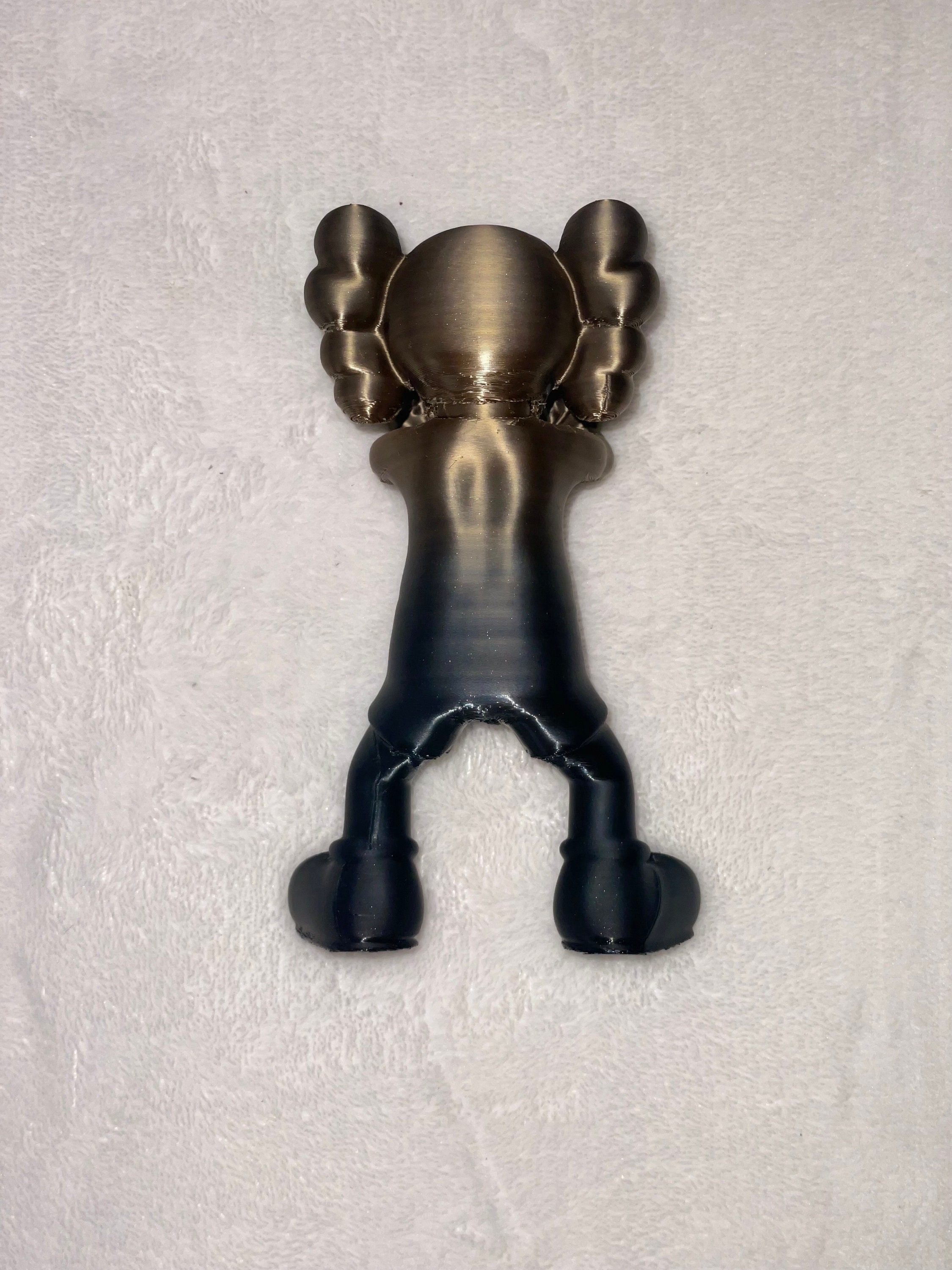 Kaws, Kaws Figurine, Kaws Brothers, Kaws Phone Holder, Kaws Middle ...