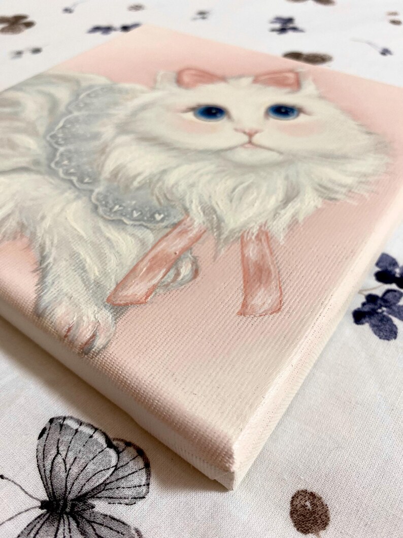 Charming Handpainted Vintage White Cat Portrait With Bow & Lace Dress ...