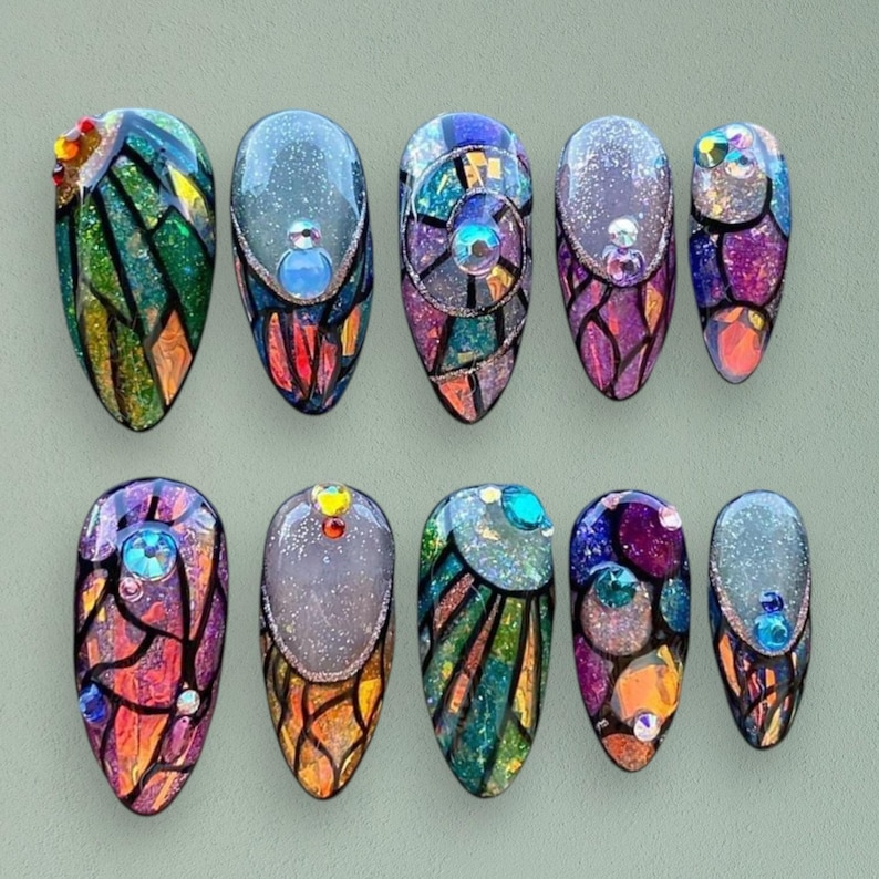 Stained Glass Fake Nails, Iridescent Mosaic Nail Art, Rainbow Sparkling ...
