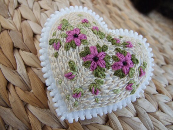White Felt Heart Pin with Pink Flowers and Buds | Etsy