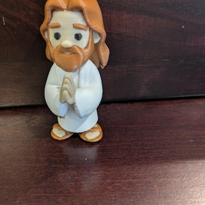 3d-printed Miniature Jesus Figurine – A Modern Symbol of Faith- Pocket ...