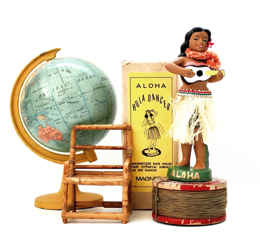 Vintage Hula Girl - Vintage Hawaiian Aloha Girl - Vintage Hula Dancer ...