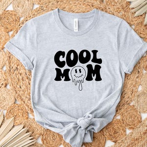 Groovy Mama SVG Bundle, Retro Mom Quotes, 70s Style T-shirt Designs ...