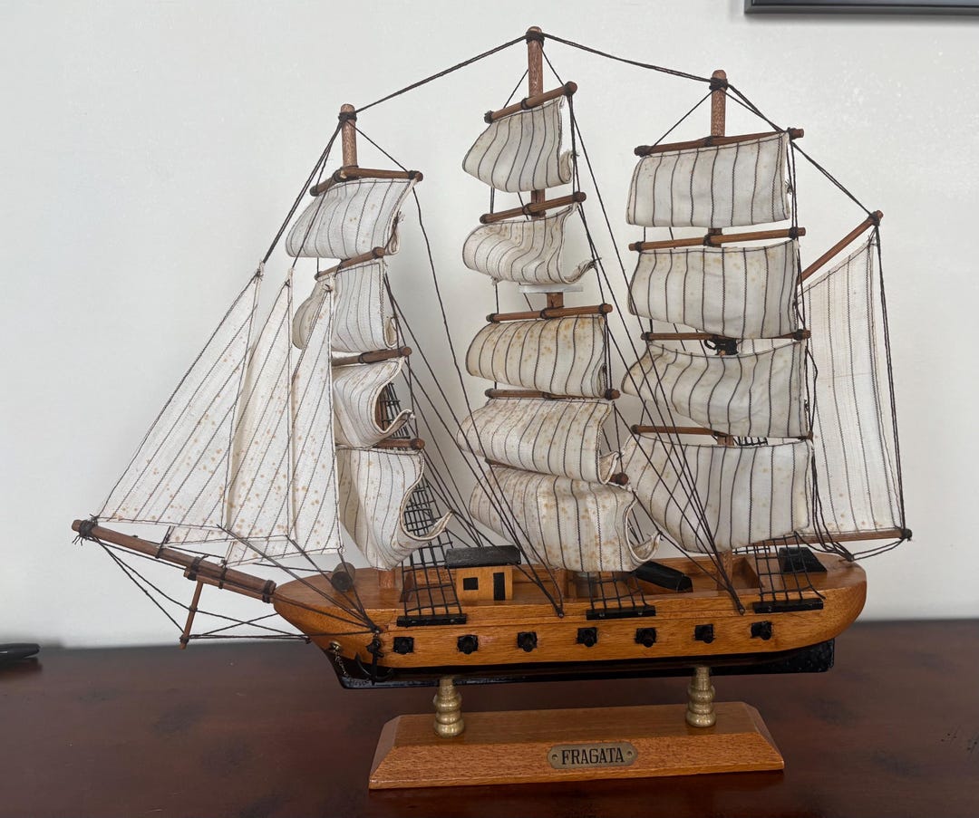 Vintage Fragata Espanola 18x15 Model Ship - Etsy