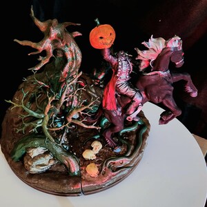 Sleepy Hollow, Halloween, Collectibles, Printed and Painted PL, Hand ...