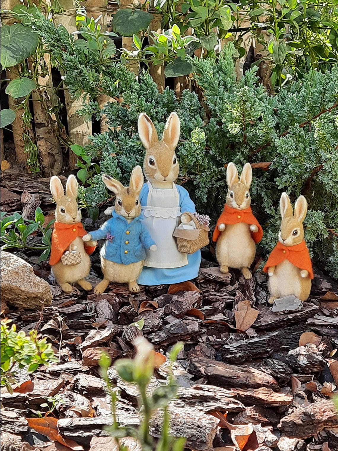 Needle Felted Peter Rabbit Family Sculpture, Customizable Wool Bunnies ...