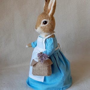 Handmade Peter Rabbit Wool Sculpture, Realistic Bunny Artwork, Easter ...