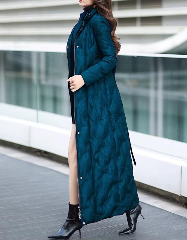 Blue Print Pattern Long Down Jacket, Plus Size Women Winter Puffer Coat ...