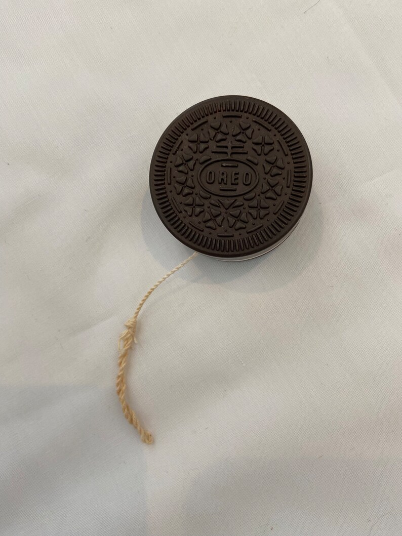 OREO YOYO Toy Vintage Plastic Yoyo Unique Toy Oreo Cookie - Etsy