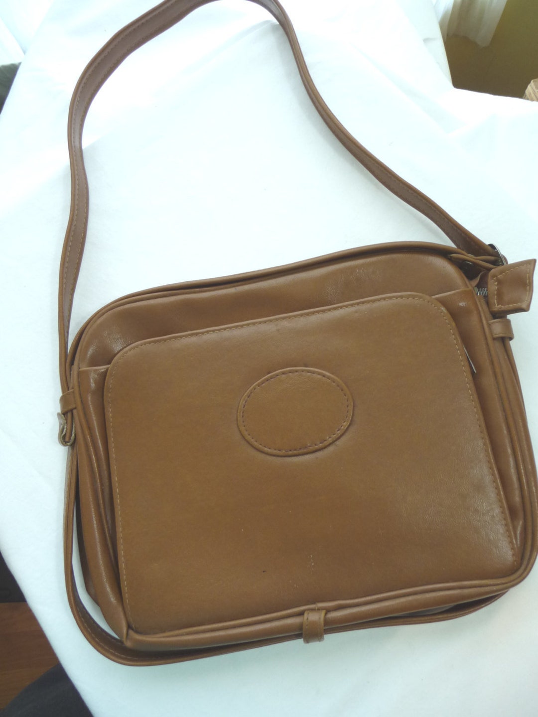 VINTAGE BROWN PURSE Shoulder Bag Shoulder Strap Pockets Plastic Purse ...