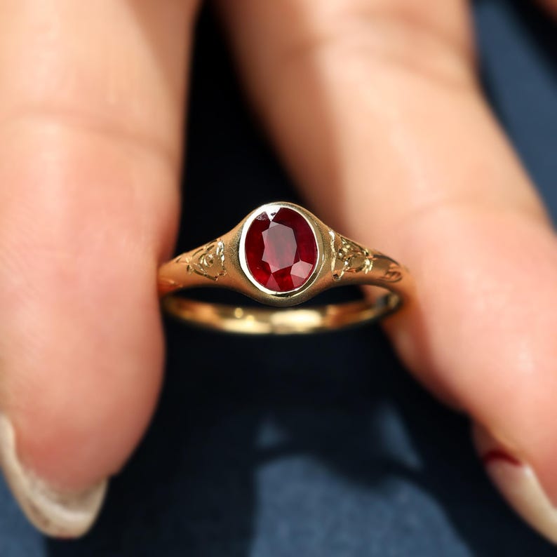 Pigeon Blood Red Ruby Ring, Handmade Engraving Ring, 18k Solid Gold ...