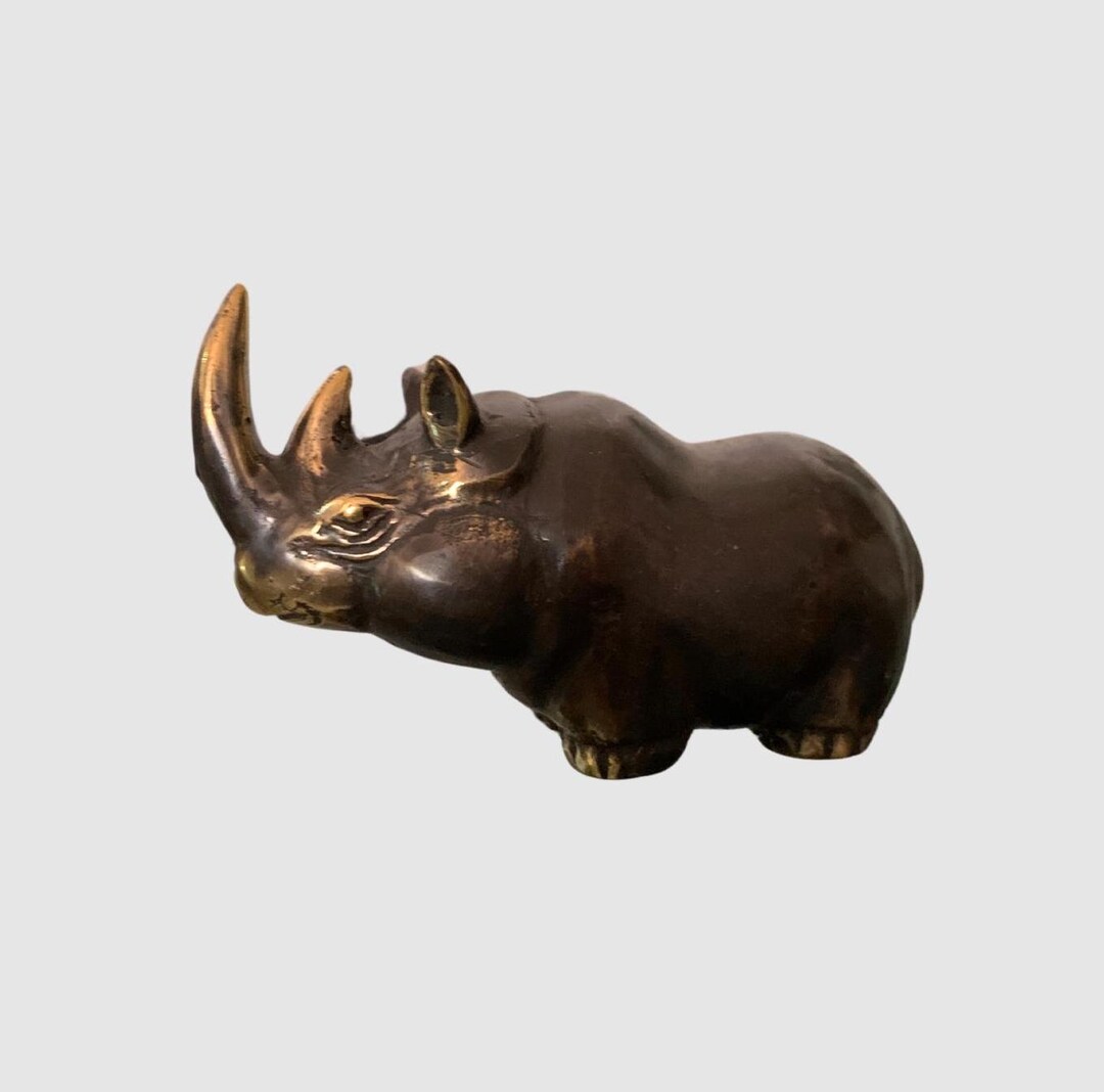 Small Rhino Bronze Statue, Animal Bronze, Animal Statue, Rhino Statue ...