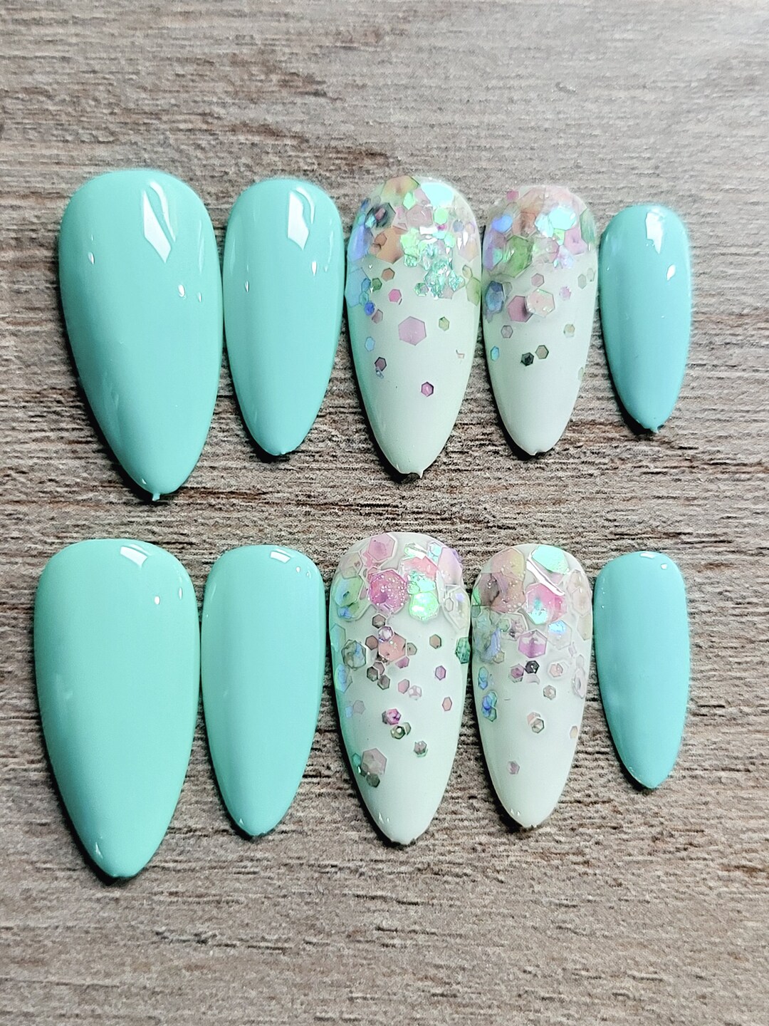 Mint Green Almond Press-on Nails With Light Mint Middle and Ring ...