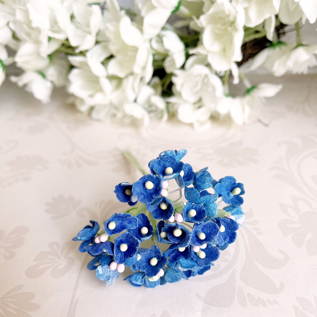 Blueberry Fizz Blue Vintage Style Velvet / Flocked Paper Forget Me Nots ...