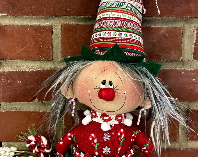 Stumpkin Elf Hannah - Etsy