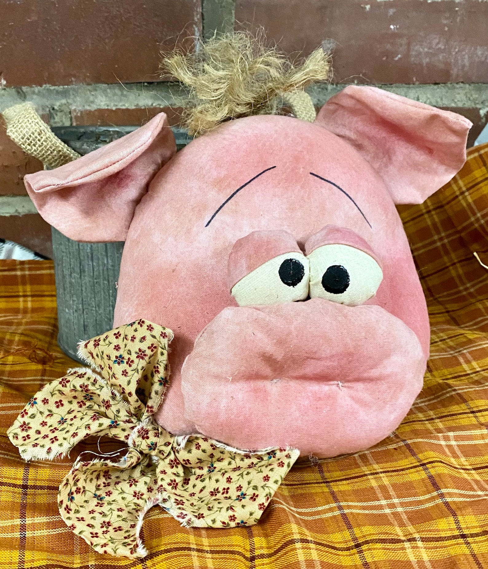 Peggy the Headliner Pig - Etsy