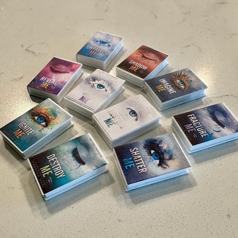 Shatter Me Mini Book Series - Etsy UK